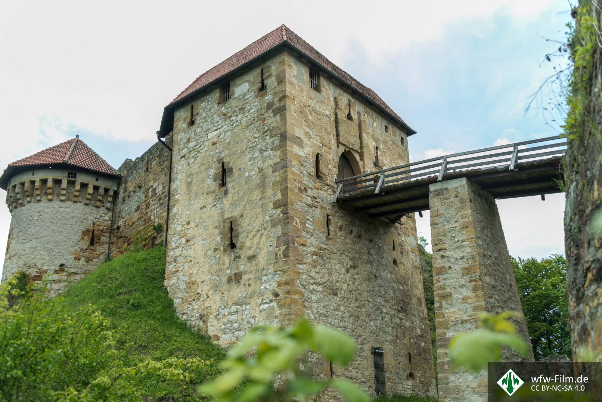 Mittelalter ‒ Burg und Burgbau - wfw-Film